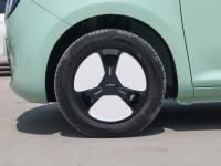 China Lumin2023 155km/301km Compact Small EV Mini Electric Car Mini Car Customized Request for sale