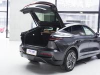China Rising Auto R7 2023 RWD Screen Master Pure Electric SUV 551km Range 77kWh Battery for sale