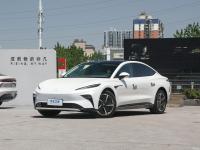 China Rising Auto F7 2023 Pure Electric Hatchback 666km Range 90kWh Battery for sale