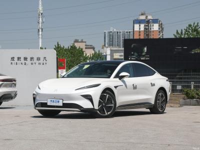 China Rising Auto F7 2023 Pure Electric Hatchback 666km Range 90kWh Battery for sale
