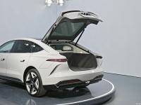 China 2023 Rising Auto F7 Long-Rang PRO Electric Hatchback 666km Range 5 Seats for sale