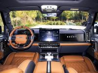 China Brave Warrior Black Electric SUV 4987mm 428PS with Electromagnetic Braking System for sale