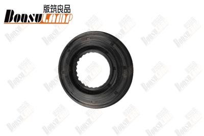 China ISUZU NPR 8943363172 8-94336317-2 Rear Outer Hub Oil Seal 8982029120 ELF 4HK1 for sale