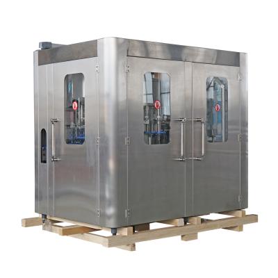 China RFC Carbonated Soft Drink Filling Machine 8000bph Bottling Rinsing Capping for sale