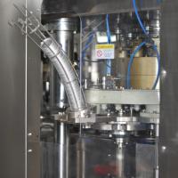 China Soft Drink Pop Automatic Can Sealer Carbonated Can Filling Machine for sale