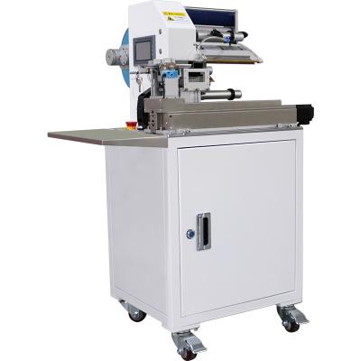 China Electric Driven Wire Sticker Folded Flag Labeling Machine for Carton Packaging Market for sale