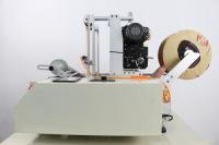 China Semi-Auto Cylindrical Labeling Machine 920x450x520mm 220V for Bottles Jars Cans for sale