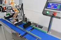 China Electric Auto Top and Bottom Flat Box Sticker Labeling Machine for Carton Assembly Line for sale