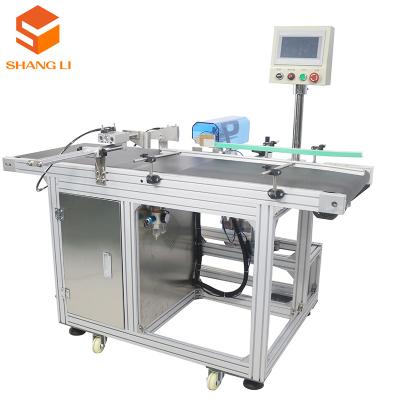 China Photoelectric Sensor Controlled Intelligent Labeling Machine for Accurate Labeling for sale