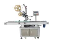 China PLC Controlled Automatic Desktop Doypack Pouch Label Applicator for Flat Surface 120W for sale