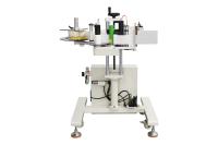 China Automatic Flat Sticker Labeling Machine for Bags Pouch Cards Label Size 10-140mm OD 300mm for sale