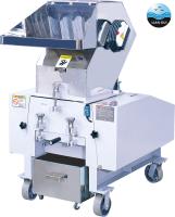 China High Efficiency 5HP-50HP Plastic Crusher Machine with Sound-Proof Design and Stainless Steel Components for sale