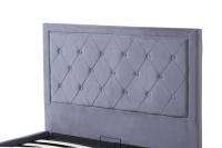 China Odm 1.6x2m Queen Size Platform Bed Bedroom Furniture Upholstery Fabric Velvet for sale