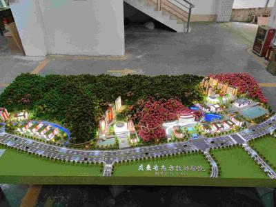 China 1:100 Scale University Campus Architectural Model with LED Lighting and Detailed Landscaping for Educational Presentations for sale