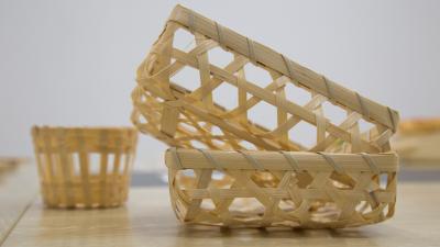 China Hand Woven Mini Bamboo Basket Colored Single Ear For Food for sale