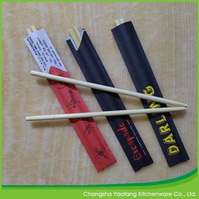 China Customized Disposable Round Bamboo Chopsticks 6.5*200 Mm With Semi Closed Sleeve for sale