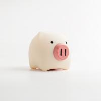 China Custom Color-Changing Night Light Piggy Bedside Lamp for Kids Bedroom ABS HIPS Silicone for sale