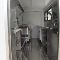 China Long Service Life Hamburg Fish And Chips Hot Dog Pancake Fully Equipped Mobile Food Truck for sale