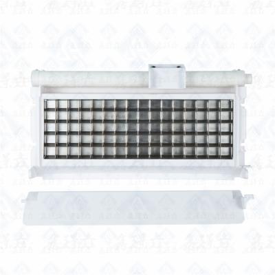 China TECUMSEH Ice Cube Machine with 300kg Ice Storage Capacity and 350kg/day Ice Evaporator for sale