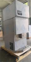 China ICE BLOCK Ice Shape Automatic Cube Ice Machine for Cold Beverages Cocktails and Juice for sale