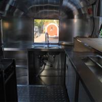 China High Productivity Fiberglass Mobile Snack Van Folding Caravan Trailers for Frozen Food for sale