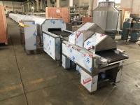 China 22.5 x 32.5x 24.5cm Biscuit Making Tunnel Oven with Conveyor Belt and Carbon Steel Belts for sale