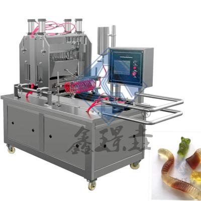 China High Production 500KG Candy Machine for Lollipop and Gummy Bear Production in Shanghai for sale