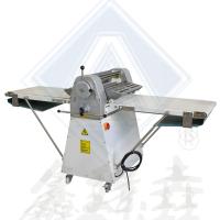China 240kgs Output Industrial Bread Bakery Equipment Table Top Dough Sheeter for Baguette for sale