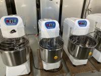 China 20L/30L/40L/50L/60L/70L/80L/120L/200L/248L Capacity Mixer Industrial for Bakery Dough for sale