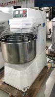 China 20L Planetary Mixer Machinery Function Mix Dough Professional Vacuum Planetary Food Mixer for sale