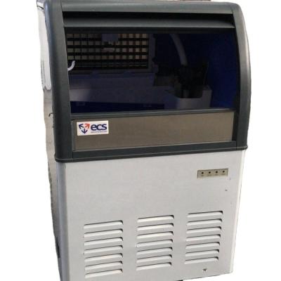 China 120P Commercial Ice Cube Maker with Automatic Operation and Stainless Steel 304 for sale