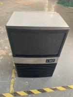 China 500KG Ice Storage Capacity Industrial Automatic Ice Cube Maker for Energy Mining for sale