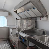 China Street Snack Pancake Mobile Food Truck with 220V Voltage and 1000kg Load Capacity for sale