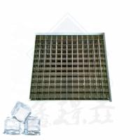 China Industrial Ice Cube Maker with 170kgs/day Output and Fast Freezing Time of 1-3 Minutes for sale