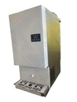 China Industrial Ice Machine with 300Kg Ice Storage Capacity and Automatic Ice Cube Maker for sale