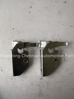 China Left Locking Pin 810W97122-6113 Truck Parts Heavy Duty Vehicle Parts for sale