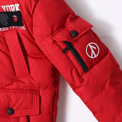 China Best Designer Cheap Target Black Green Red 3t 5t Long Youth Warm Heavy Thick Waterproof Big Trench Boys Winter Coats for sale