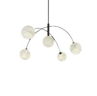 China Postmodern Creative Fashion Brass Living Room Chandelier Simplicity Light Luxury Hotel Bedroom Alabaster Pendant Light for sale