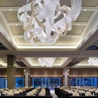 China Custom Project Ceiling Chandelier Stainless Steel Ribbon Large Club Hall Center Decoration Chandelier Engineering Lamp for sale
