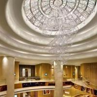 China Crystal Non Standard Engineering Custom Hotel Hall Chandelier Banquet Hall Crystal Ball Mesh Metal Engineering Lamp for sale