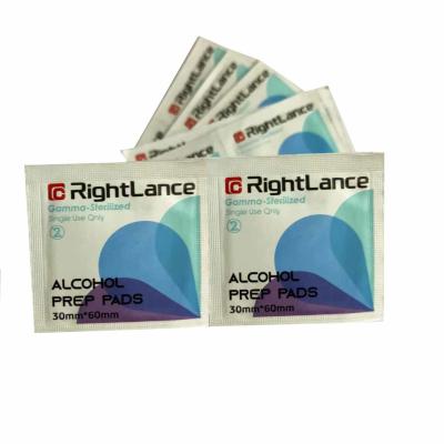 China 30x60mm 70% Isopropyl Alcohol Antiseptic Pads For Skin Clean for sale