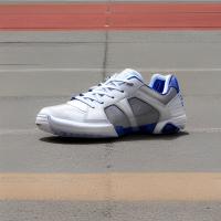 China PU Leather Custom Shoes Service Breathable Comfortable White Sneakers for sale