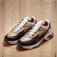 China Comfortable Eco Friendly Black Sports Shoe High Wedge All Seasons for sale