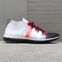 China Fitness Non Slip Walking Shoes Mesh Upper Comfortable Breathable for sale