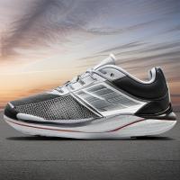 China Arched Support Eco Friendly Running Shoes Round Head Biodegradable for sale