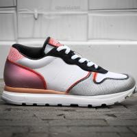China Breathable Eco Friendly Women'S Shoes MD Rubber Mesh Custom Hiking Shoes for sale