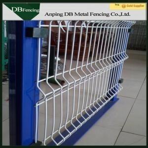 China Security Galvanized Welded Wire Fence , Curved Fence Panels For Parks / Roads for sale