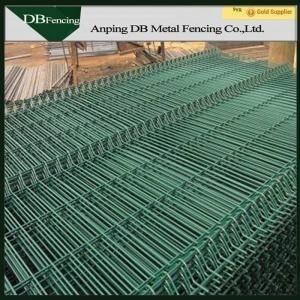 China Iron Steel 3 Folds Welded Wire Fence / Green Wire Garden Fence Easy Install for sale