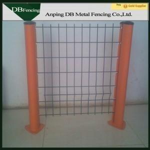 China Sunshine Resistance Welded Wire Fence With Square / Peach Post CE Certificated for sale