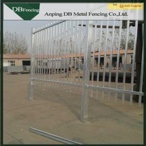 China Hot Dip Galvanized Black Wrought Iron Fence Panels , Outdoor Steel Security Fence for sale